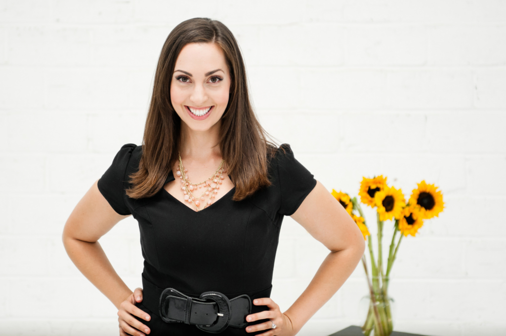 Comment maîtriser le langage corporel féminin : un guide pour les femmes - Feminizator